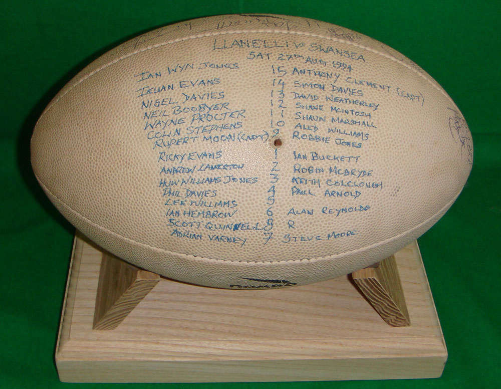 SIGNED AUTOGRAPHED RUGBY BALLS